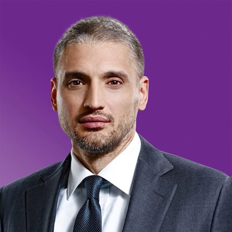 Pogledajte kako je izgledao Čedomir Jovanović pre 26 godina! – Tračara