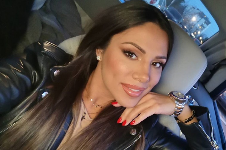 Šta radi sandra afrika? Pročitaj sada na Tračara