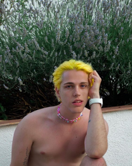 Luke Black: Sve o njemu – Tračara